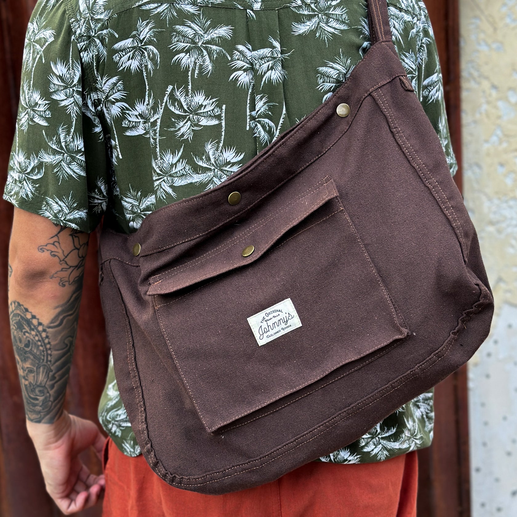 Canvas Paperboy Bag - Brown – Johnny's Wear Alls
